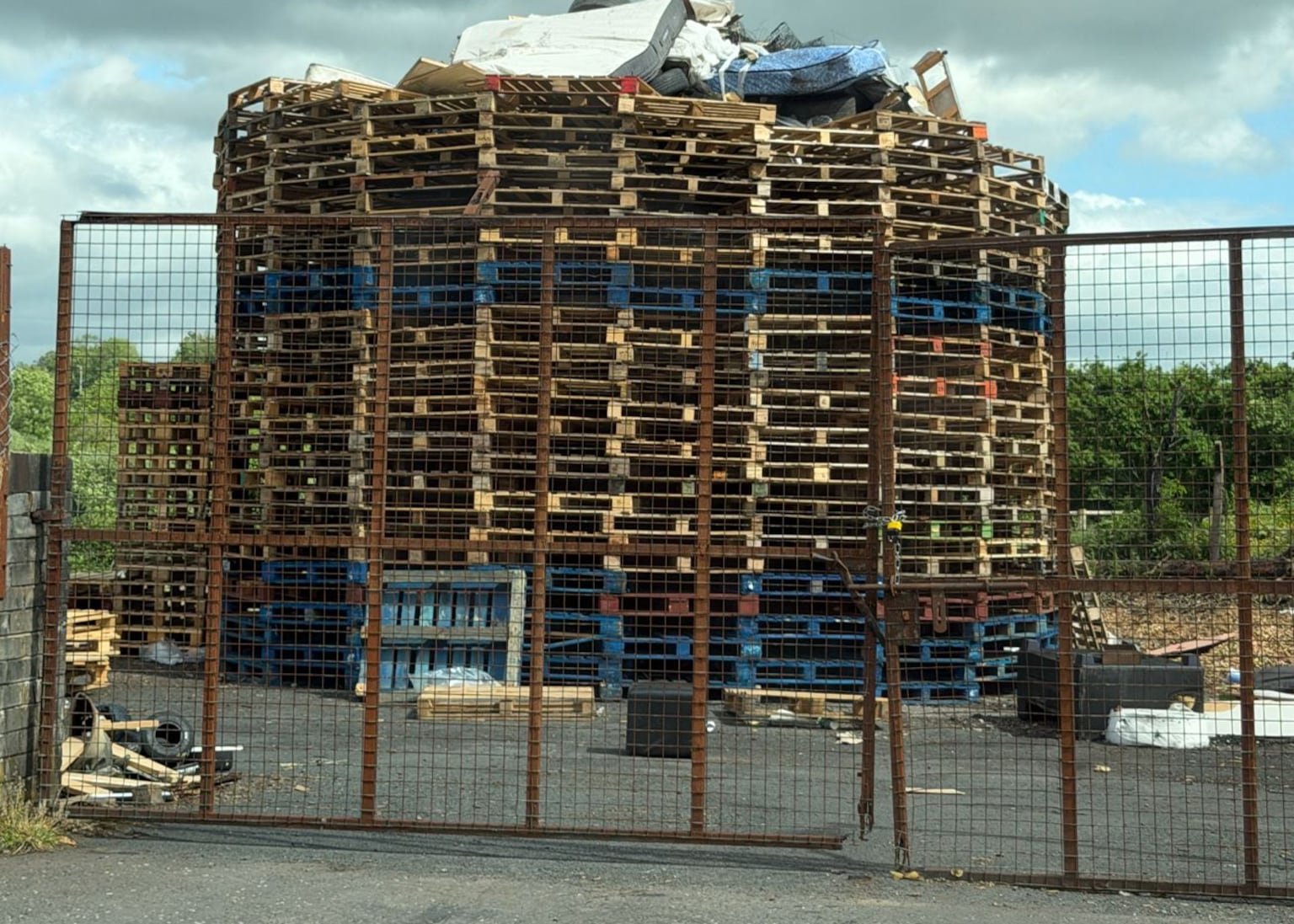 Call for toxic tyres to be removed from loyalist Eleventh Night bonfire