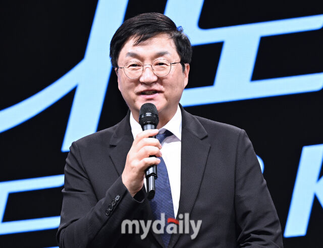 [MD포토] 송재혁 '월드컵은 KBS와 함께 즐겨요'
