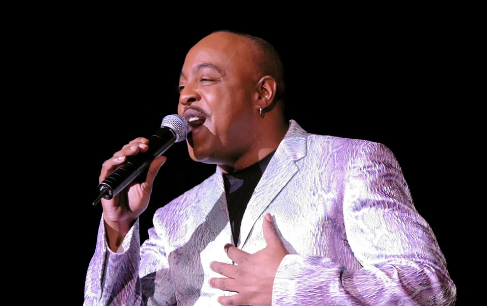 Peabo Bryson under care after stroke, family seeks privacy