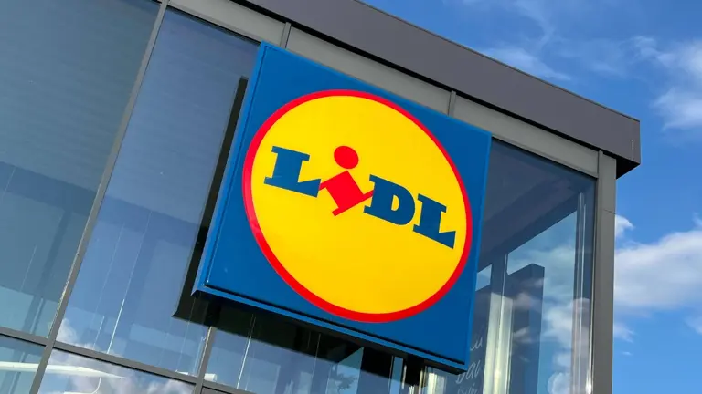 Olvídate de planchar en verano: el invento viral de Lidl que te deja la ...