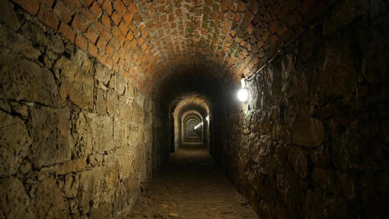 Massive secret tunnel connecting Tijuana and San Diego uncovered; may ...