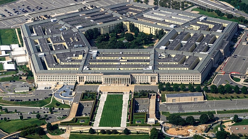 Pentagon bans journalists from press office, citing classified material