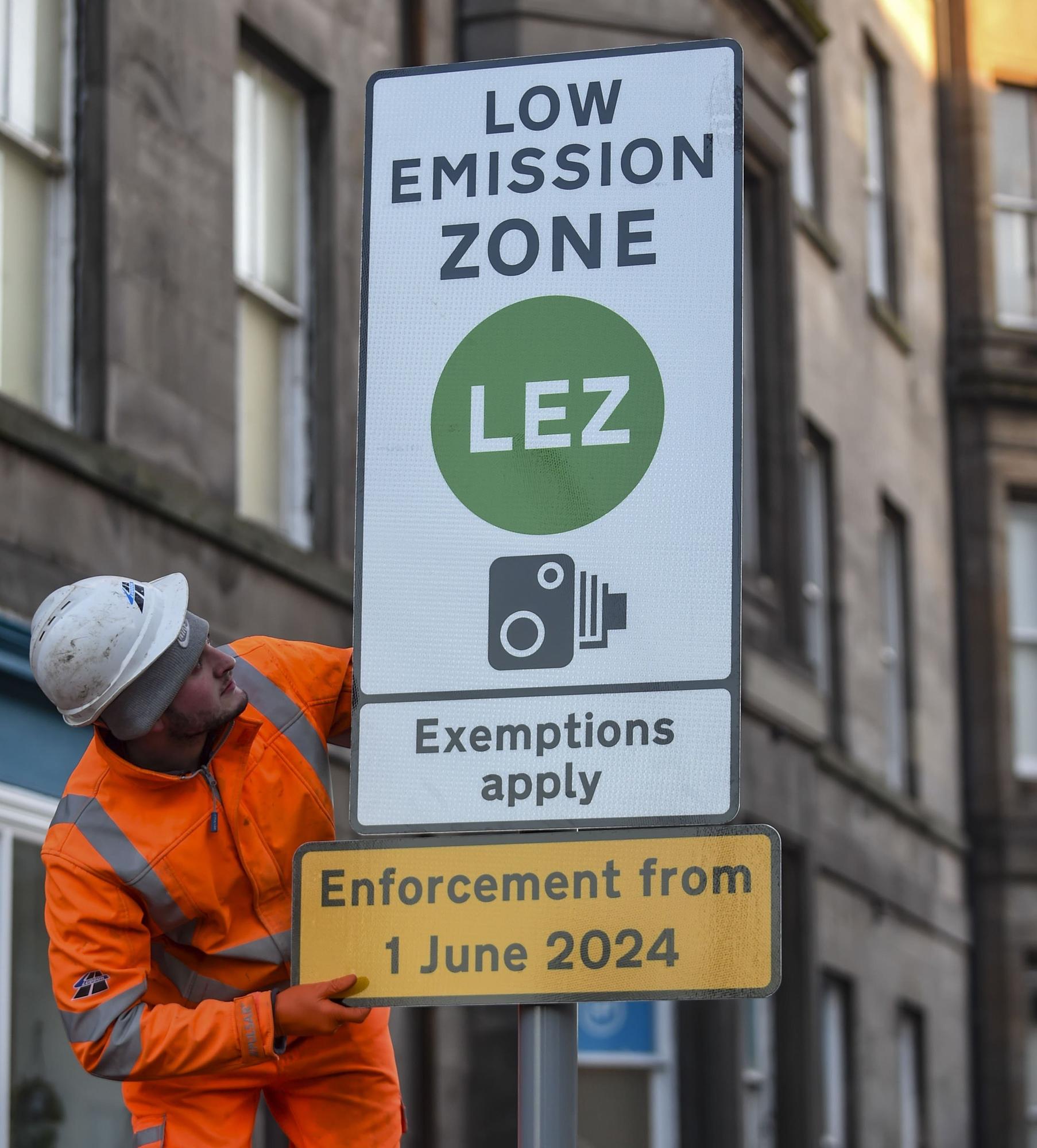 Edinburgh’s low emission zone celebrates second anniversary - Lorna Slater