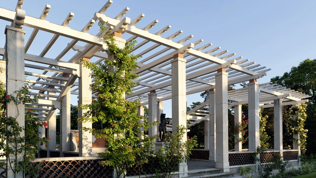 Pergola ideas to transform your backyard space
