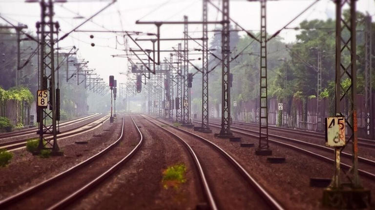 Rail Vikas Nigam shares extend losing streak to fifth session, drop ...
