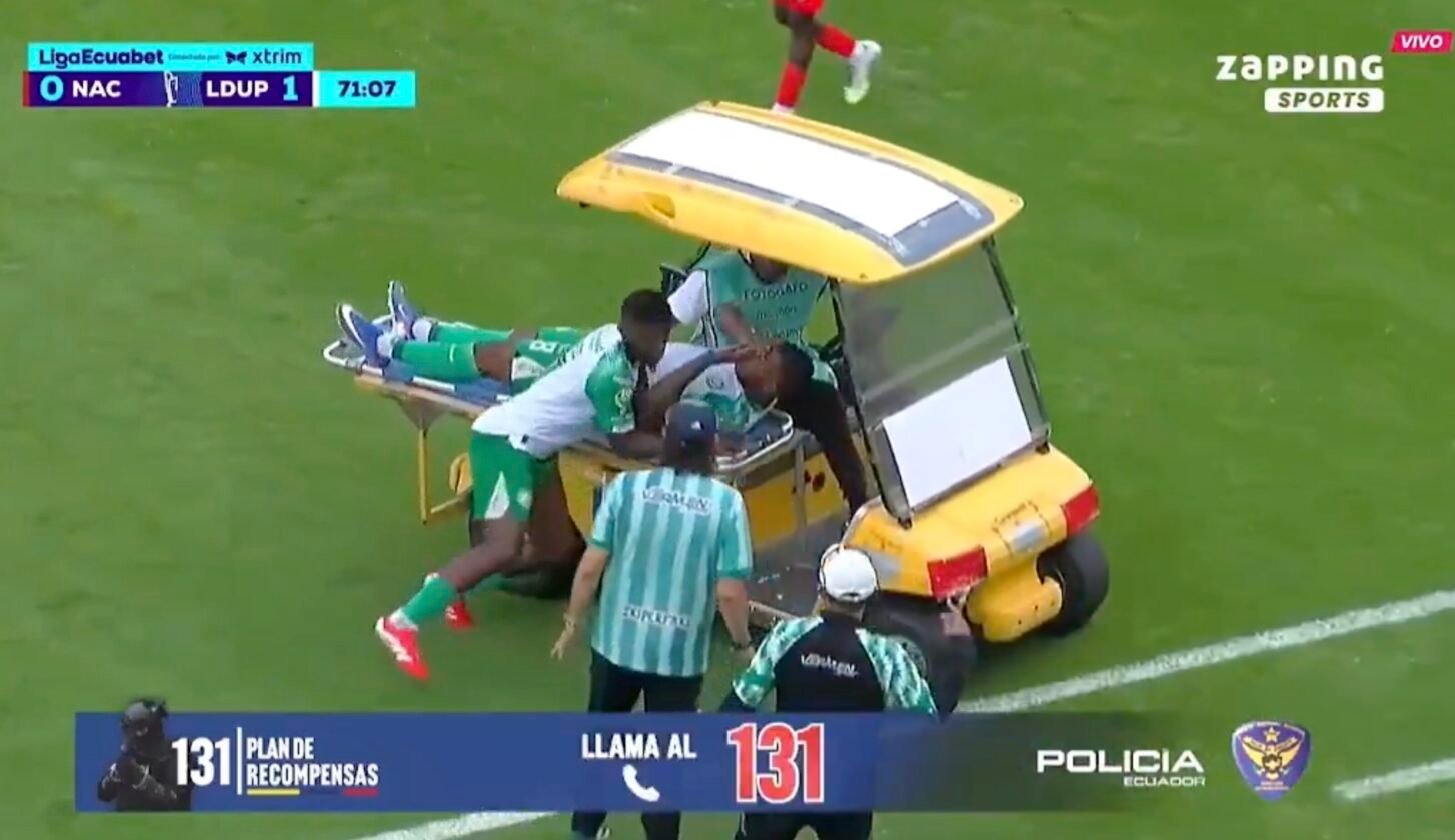 Medical cart runs over player during match – watch