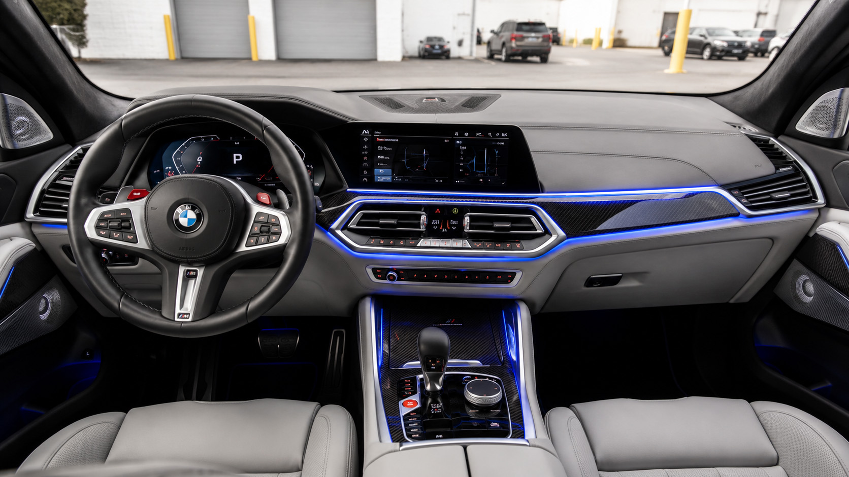 Maakt sfeerverlichting het interieur van de BMW X5 M Competition bijzonder?