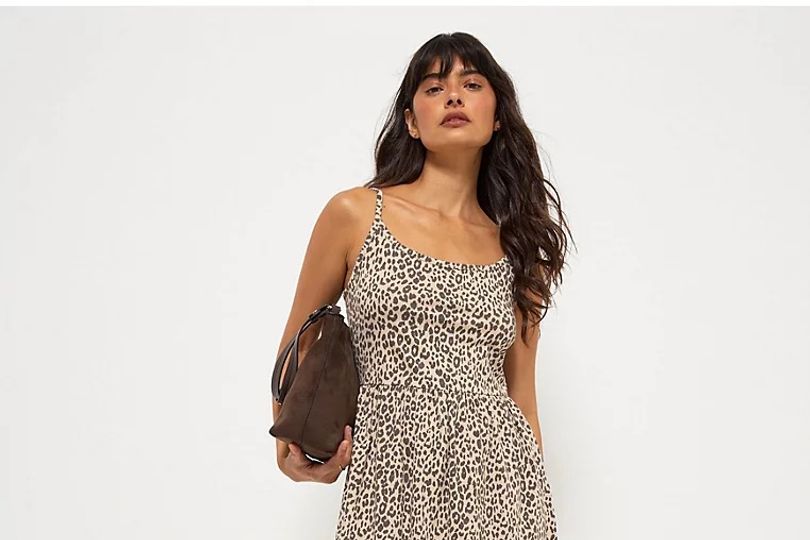 Asda shoppers 'very happy' with 'stylish' £8 George dress