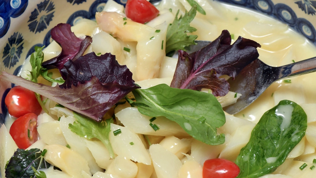 16 flavorful salads without lettuce