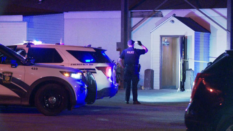Police investigating violent assault outside an east Toledo bar