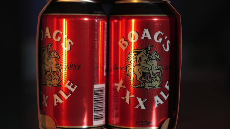 Beer industry shocked by closure of Tasmanian James Boag's brewery