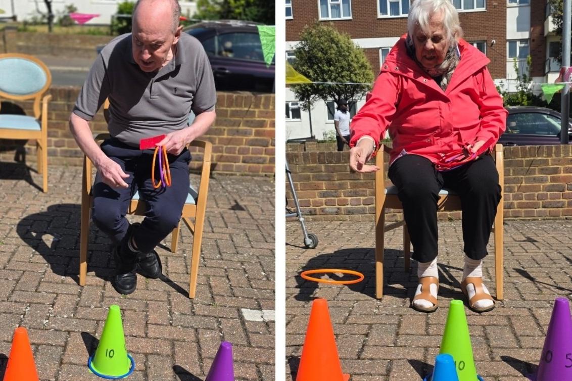 Fairground fun gives Worthing care home residents a trip down memory lane