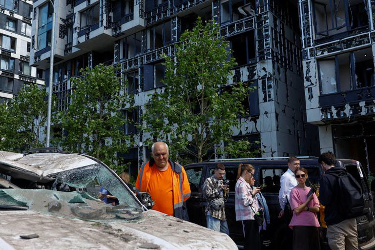 At least 22 killed in heavy Russian attack on Ukrainian cities