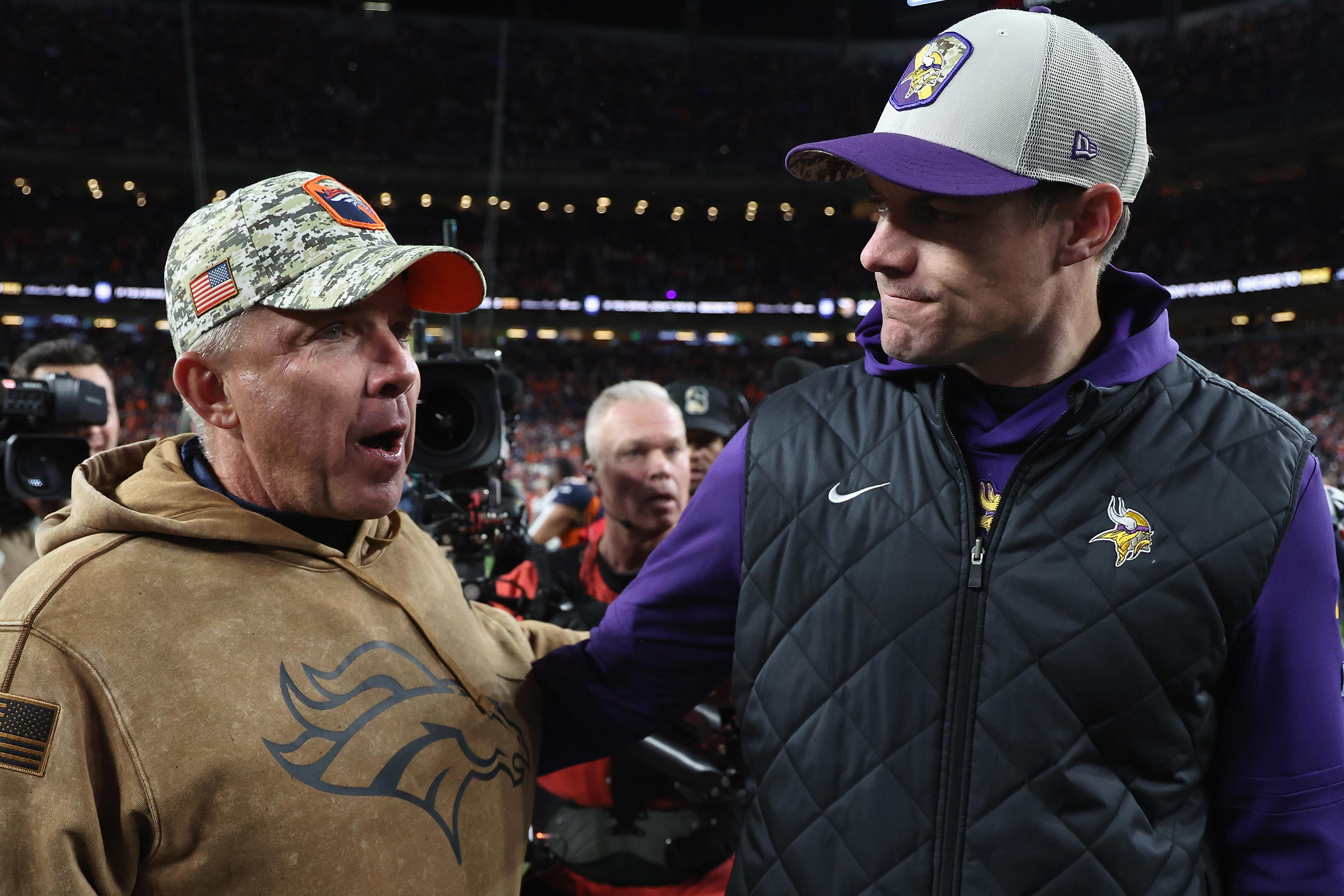 Vikings won't poach key executive from Broncos