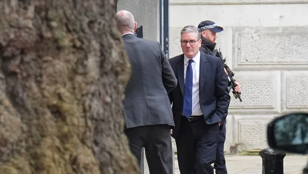 Mandelson files expose deep Labour rifts as Starmer meets cabinet