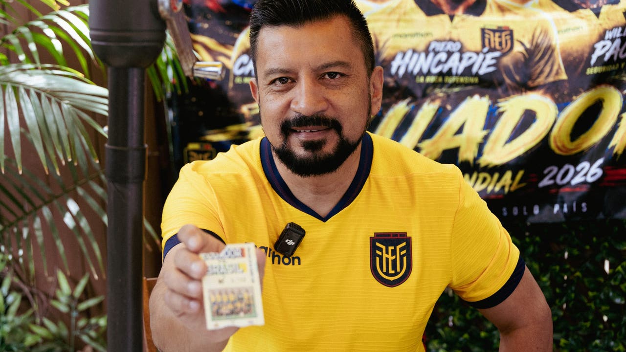 'Now they're coming to me': Lifelong fan reacts to Ecuador's World Cup ...