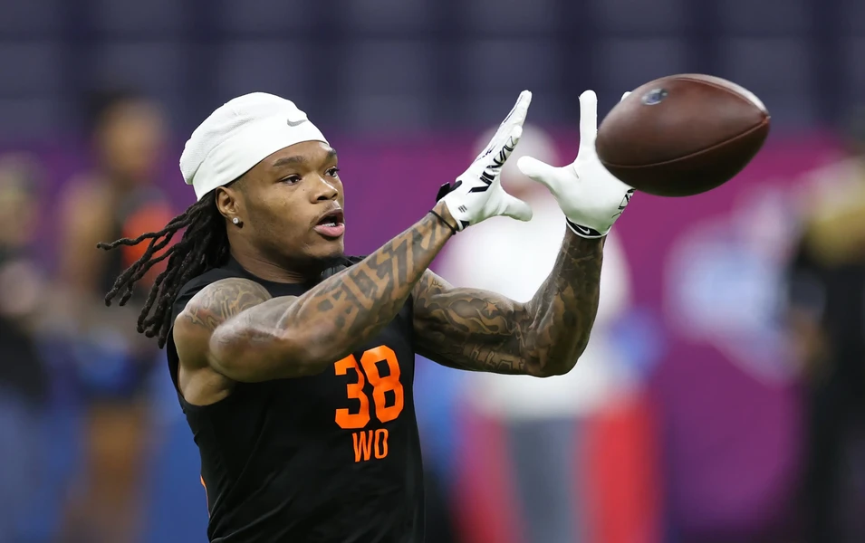 Rookie Zavion Thomas wows Bears OTAs with game-breaking speed