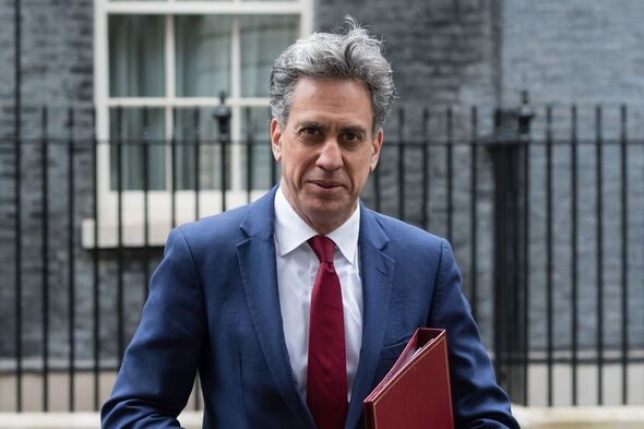 Ed Miliband's plan to 'force through' new net zero targets to make ...