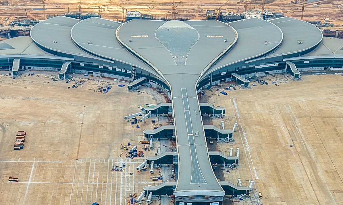 Vietnam's biggest airport Long Thanh to begin trial run in September ...