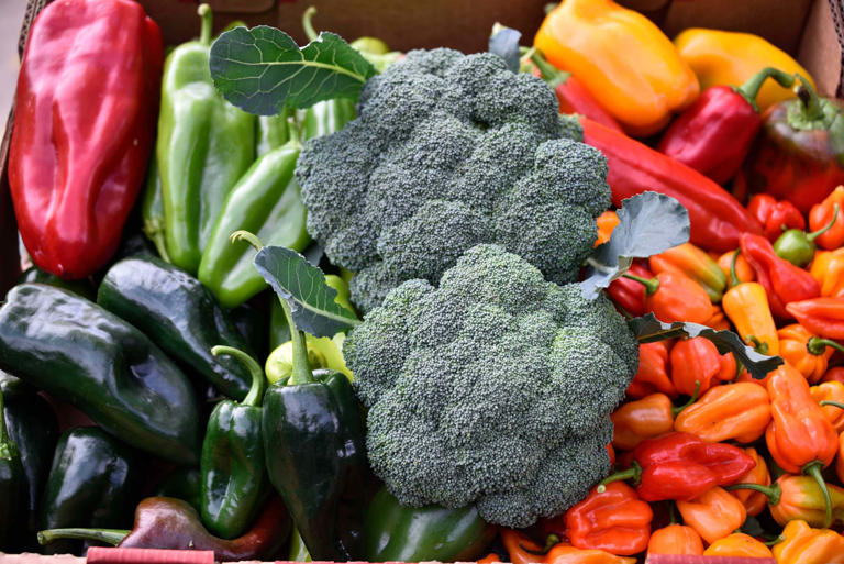 5 foods that are healthier raw than cooked