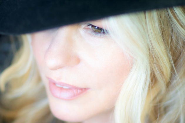 Ally McBeal music icon Vonda Shepard announces Leeds concert on new UK ...
