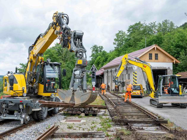 Tegernsee-Bahn tauscht Schienen und Schwellen aus – auch nachts