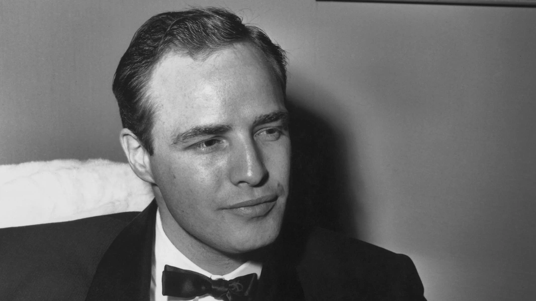 1 eccentric facts about Marlon Brando