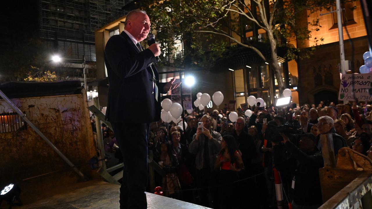 One Nation's Barnaby Joyce fires up anti-abortion rally