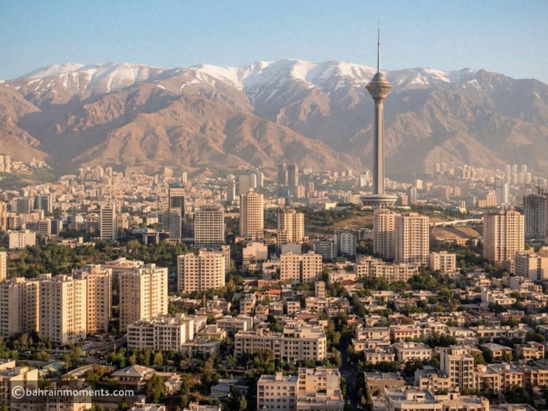 Bahrain suspends citizens' travel to Iraq and Iran