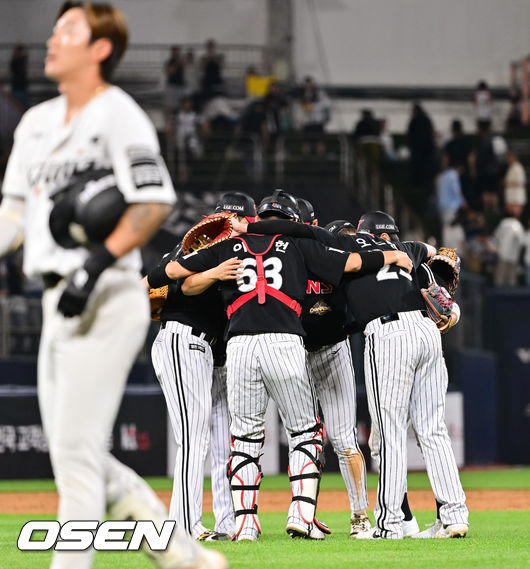 4연승 LG, 2위 KT 10-1로 잡고 1.5G 차 선두 질주