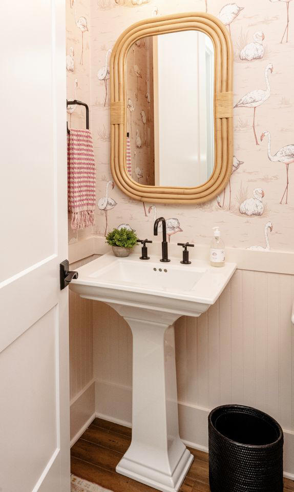6 paint colors that make rooms feel lighter and brighter—without adding ...