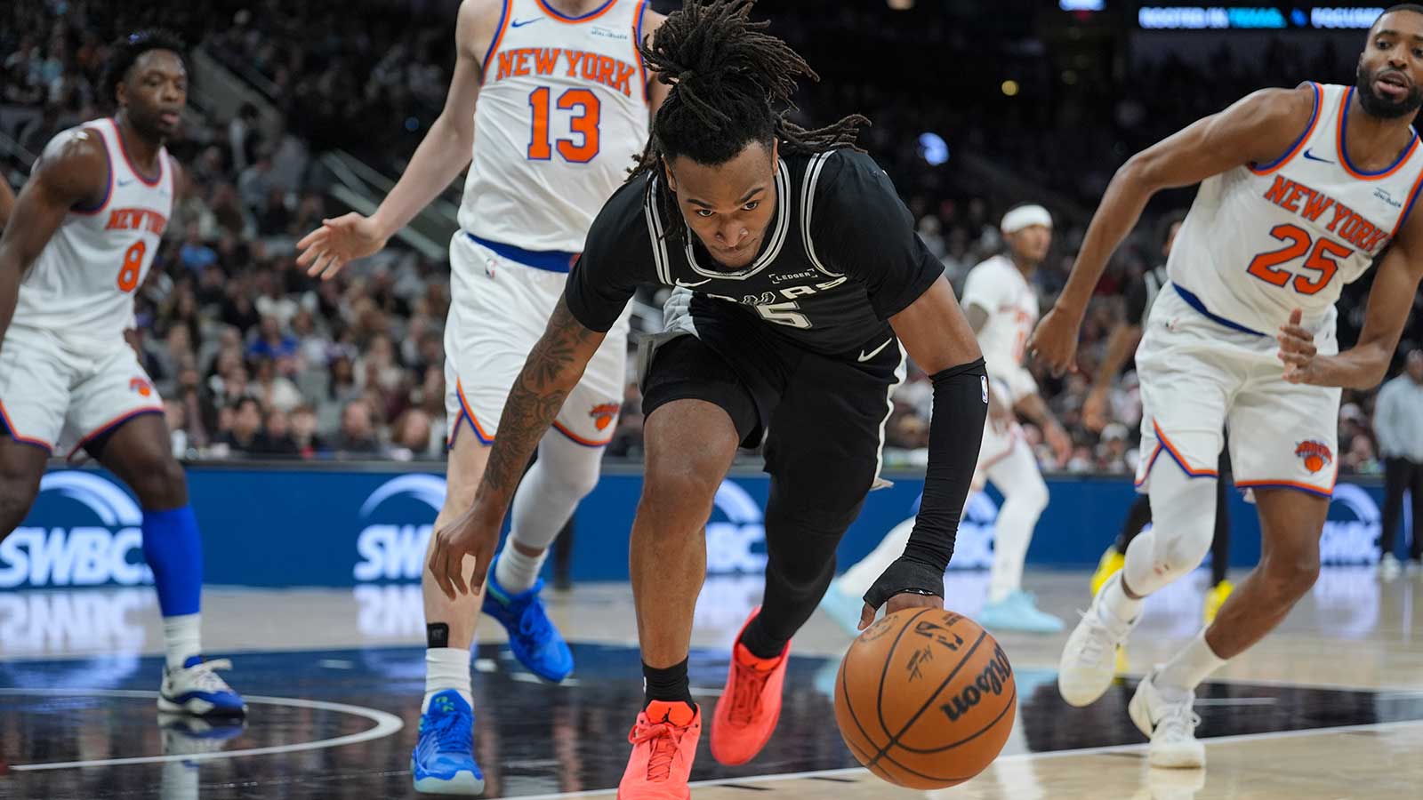 Insider notes 'one matchup to watch' in Knicks-Spurs NBA Finals