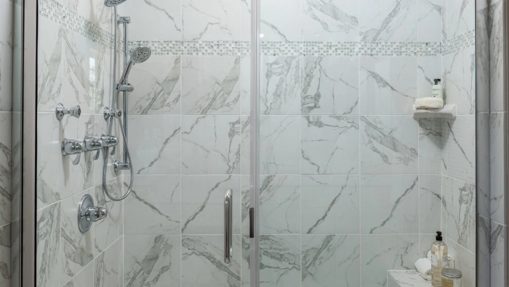 Smart shower choices for stylish small bathrooms