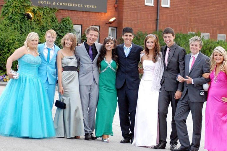 Looking back at 25 pictures of Mansfield students enjoying prom over ...