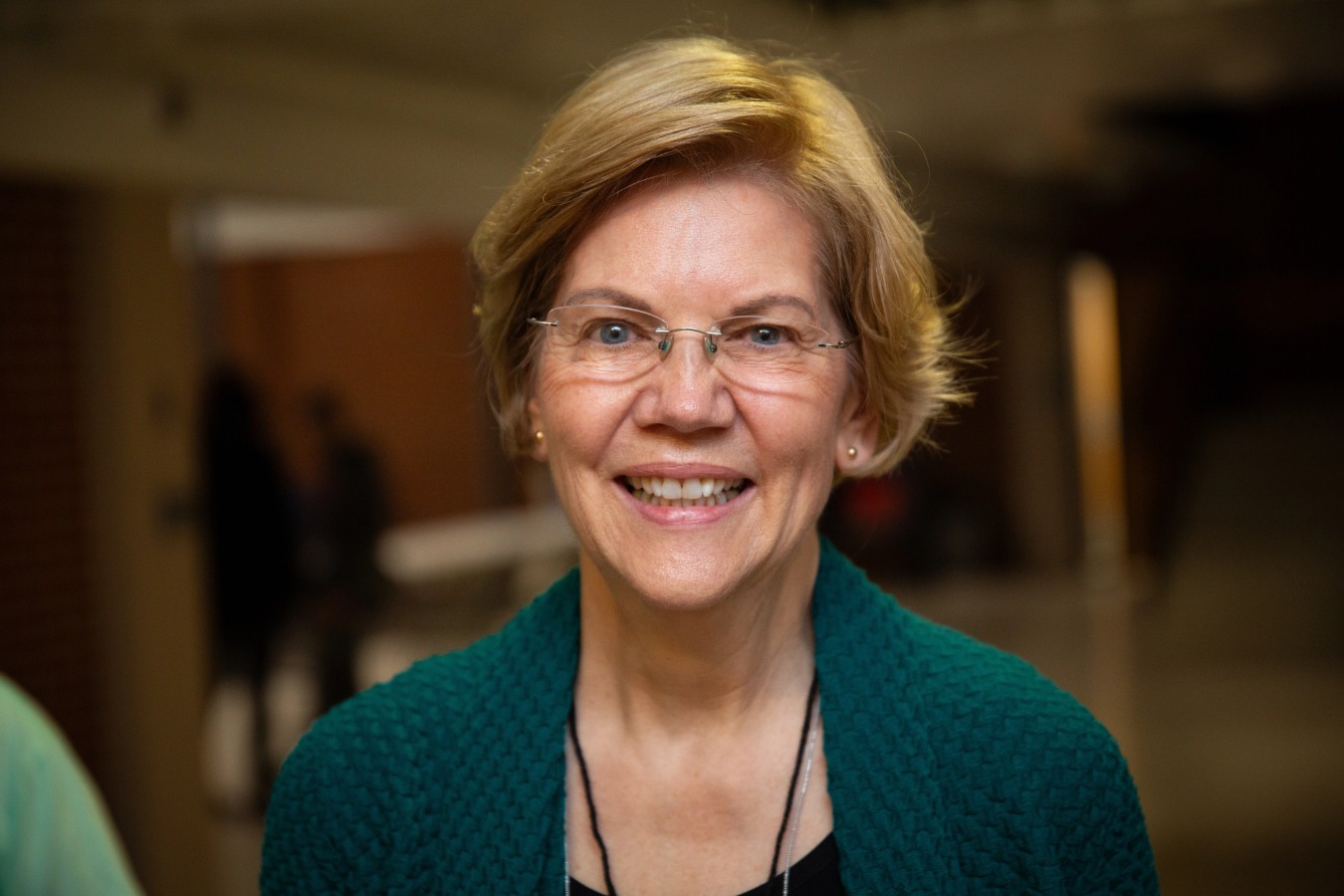 Elizabeth Warren blasts Trump student loan caps as blue states sue over ...