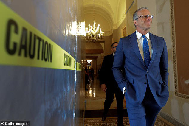 Trump's top Senate ally mocks president amid 'slush fund' scandal