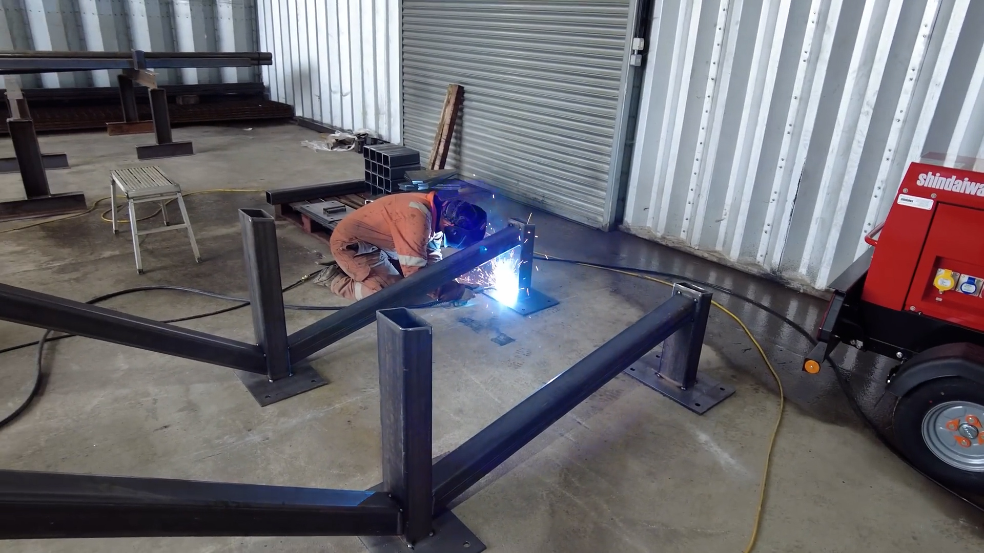 Structural steel frame welding with Shindaiwa mobile welder