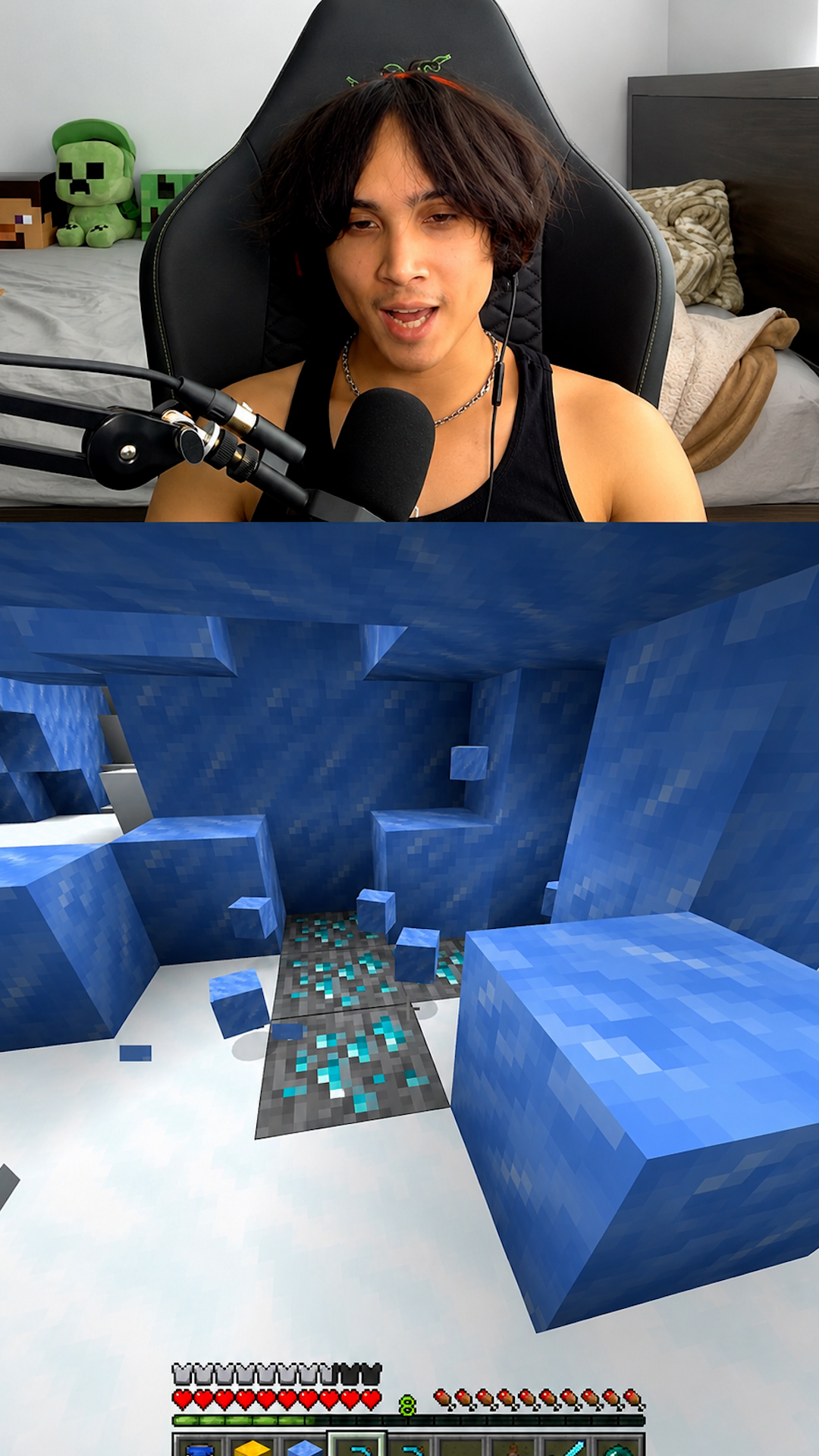 Finding unusual diamond ore spawns in Minecraft