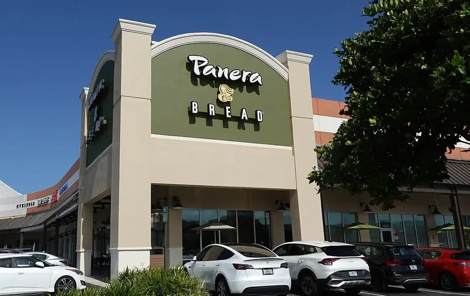 Panera's shift from upscale dining to fast food perception
