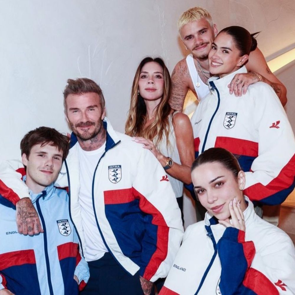 Victoria Beckham just showed me the classiest way to wear a tank top ...
