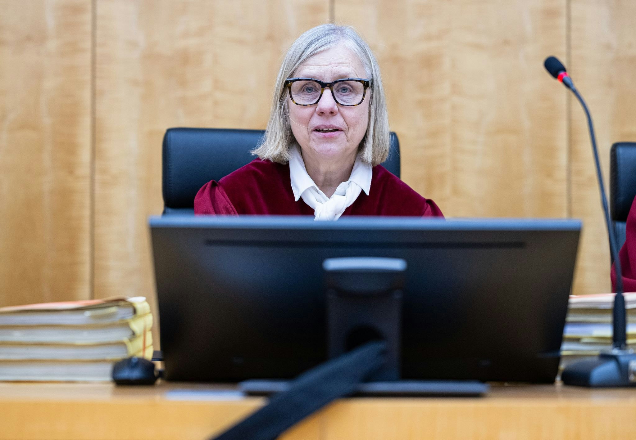 Zoff im Landtag: Nach Solingen-Anschlag: SPD und FDP klagen gegen CDU ...