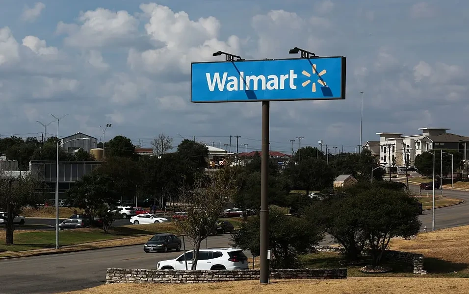 Walmart spotlights budget lunches and space-saving kitchen gear