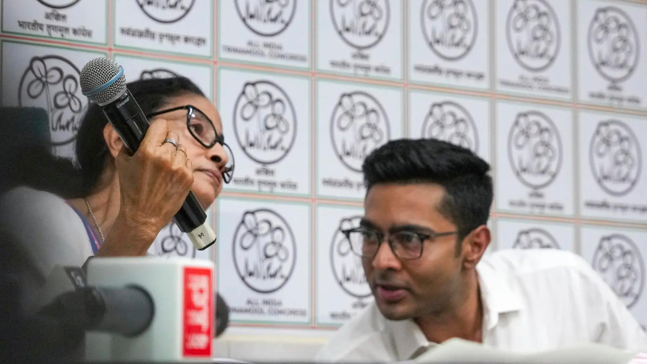 Will TMC split? Suspended MLA's 50 'rebels' claim fuels Shiv Sena-style ...