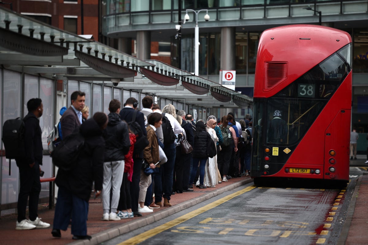 Tube strike: What are my rights as an employee if I can't get to work?