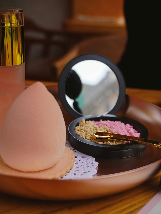 How to disinfect your makeup sponges safely in the microwave