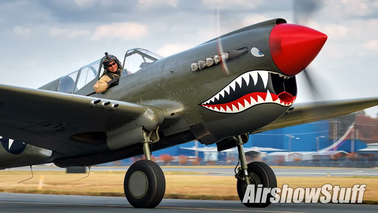 Watch 20+ warbirds detonate across the sky in the grand finale - "Pure ...