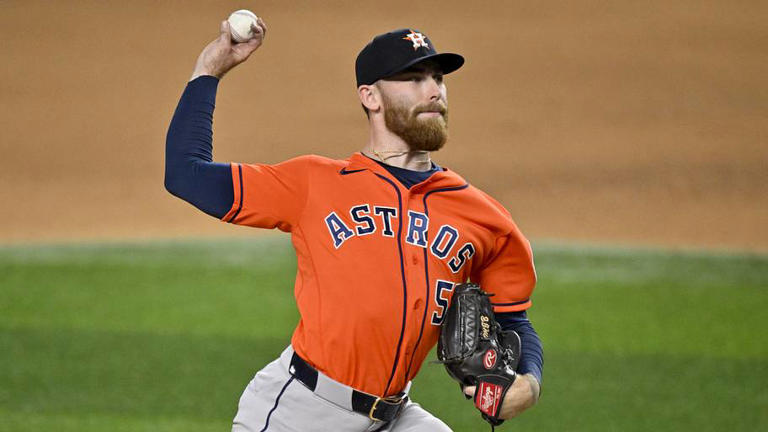 Pirates battling familiar pitcher in Astros opener