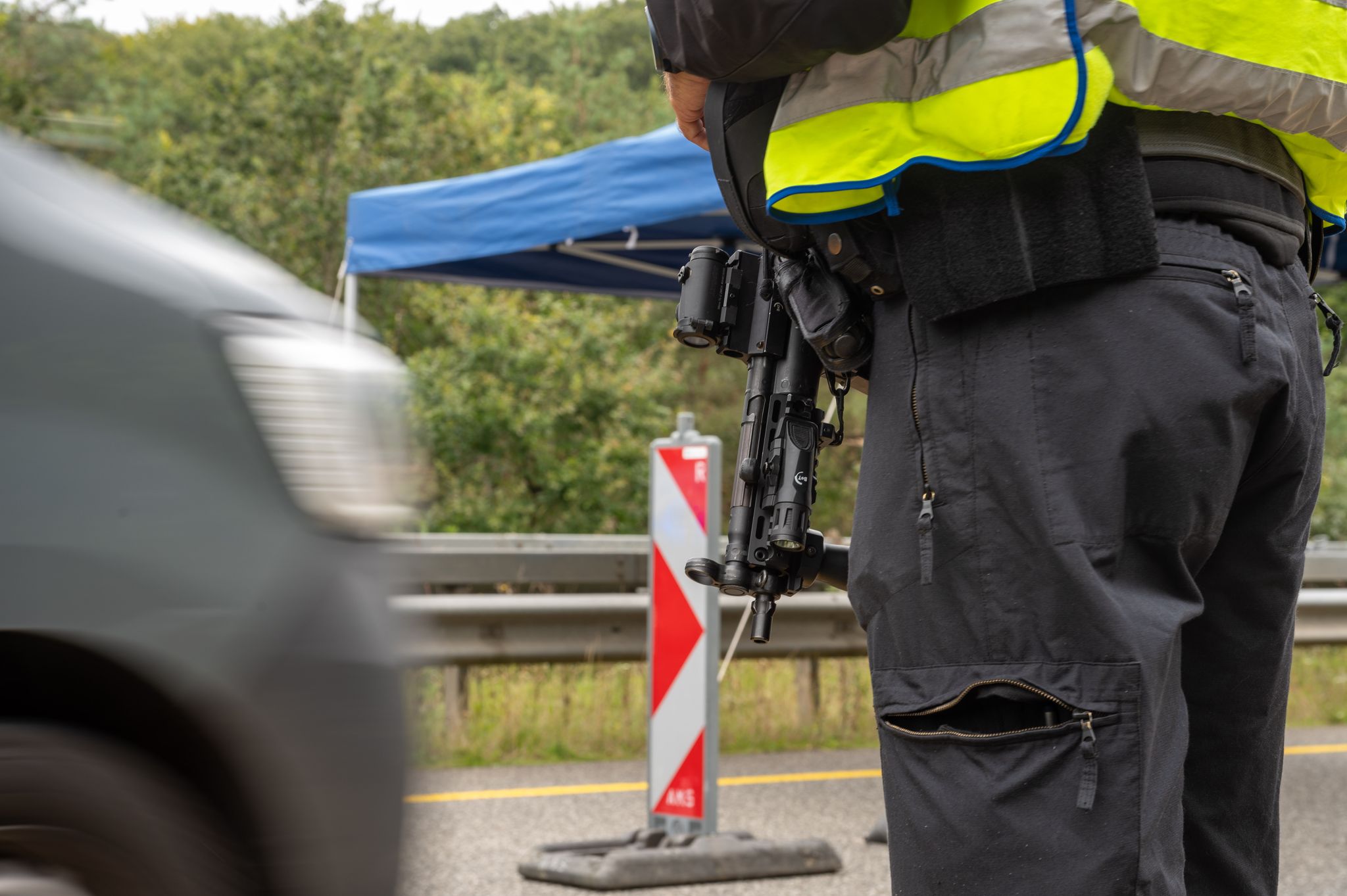 Brussels calls on Germany to phase out EU internal border checks
