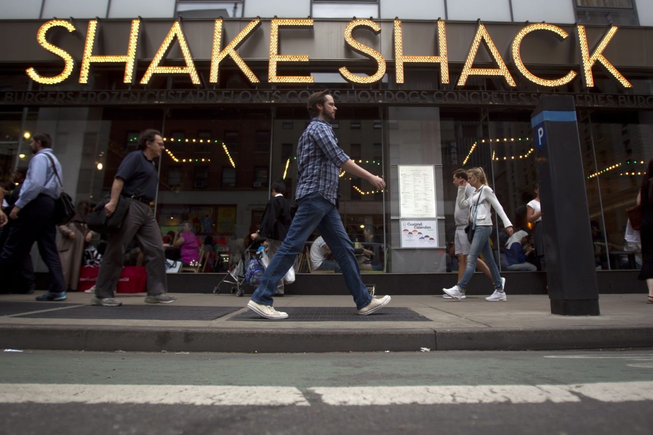 Shake Shack cuts guidance due to uncertainty, competition