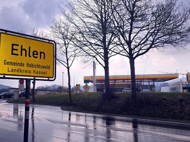 20-Jähriger bedroht Mann mit Messer und feuert Schüsse in die Luft ab